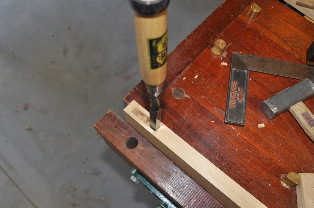 Making a mortise using a Japanese mortising chisel - Jackson's Japanese ...