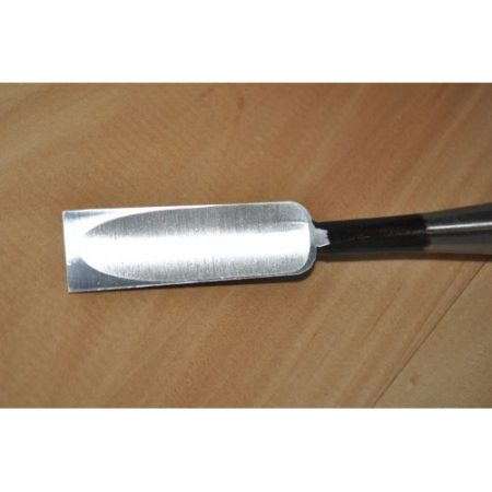 Japanese Dovetail Chisel - Jackson's Japanese Tools